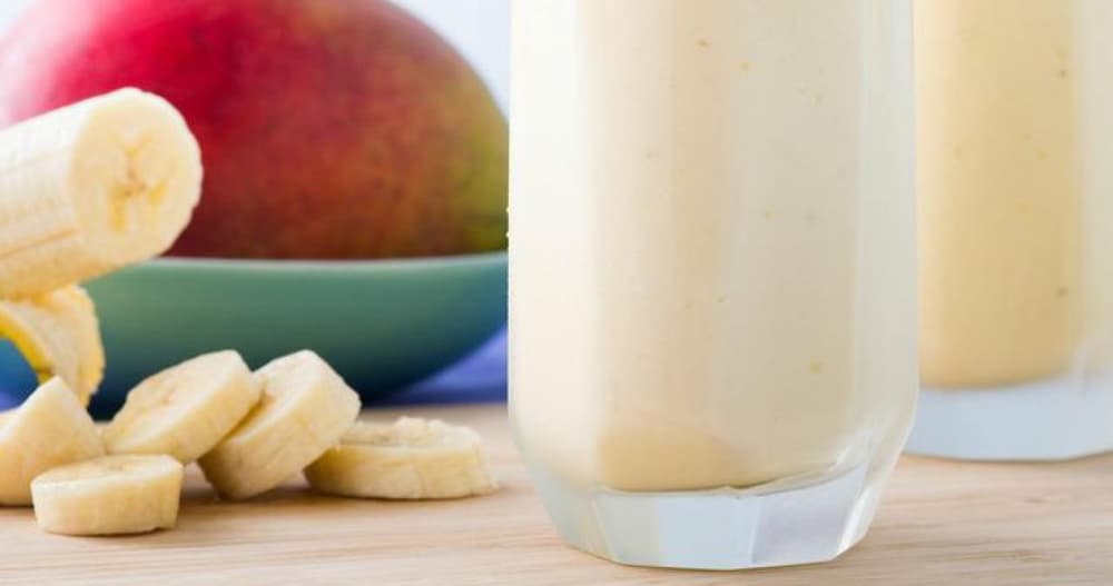 Banana Mango Smoothies | Punchfork
