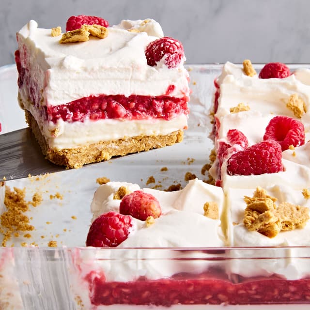Raspberry Cheesecake Lasagna | Punchfork