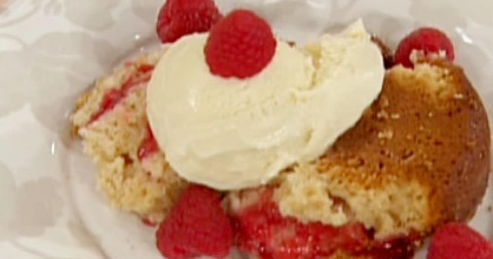 Raspberry Crumb Coffee Cake with Vermont Maple Frosting | Punchfork