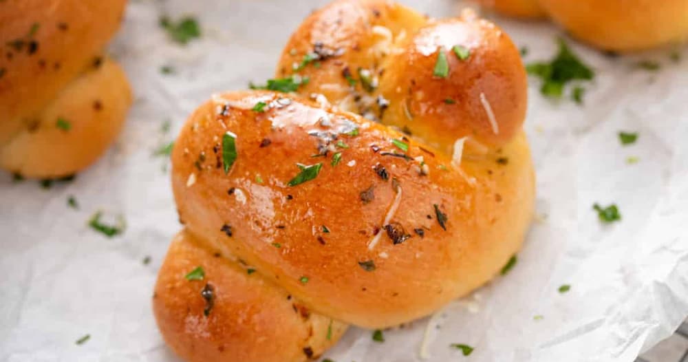 The Best Garlic Knots Punchfork The Best Garlic Knots Punchfork