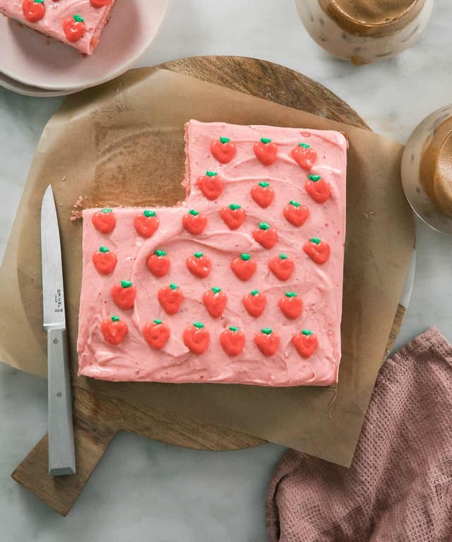 Mini Strawberry Cake | Punchfork