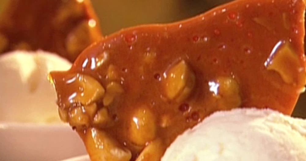 Cashew Candy Crunch Sundae | Punchfork