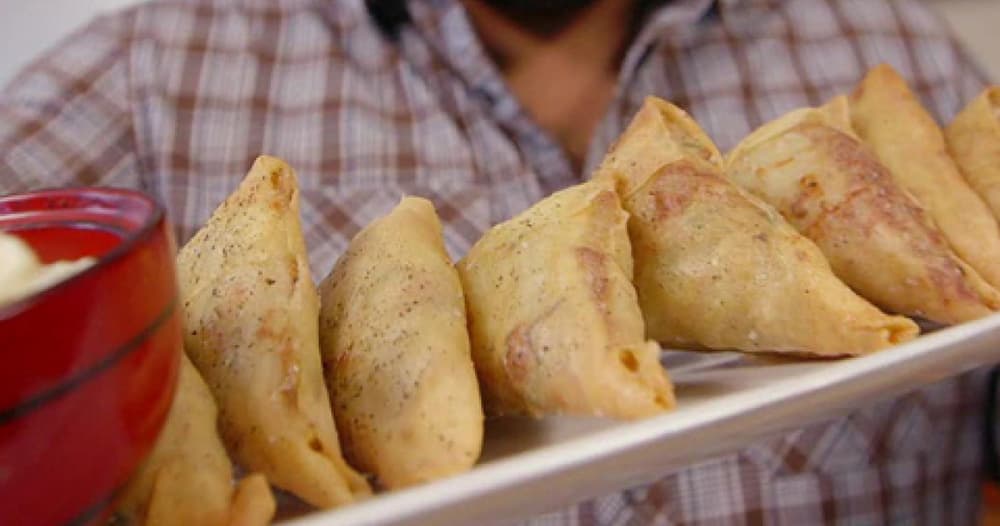 Mediterranean Chicken Samosas with Apple Cumin Chutney | Punchfork