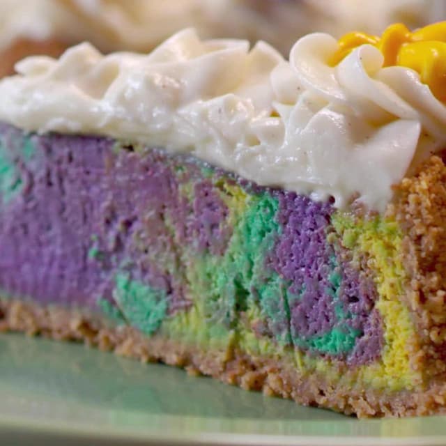 King Cake Cheesecake | Punchfork