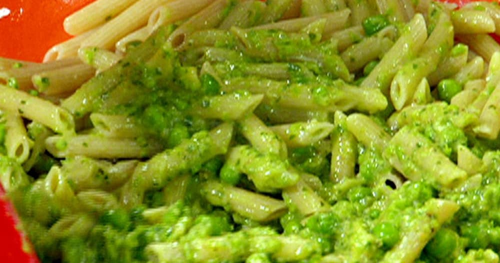 Spring Pea-Sto with Whole-Wheat Penne | Punchfork
