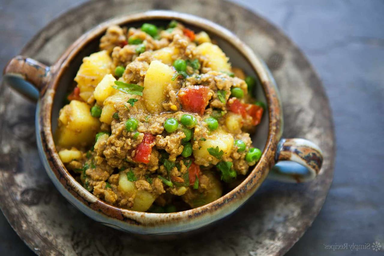 Curried Ground Turkey with Potatoes | Punchfork