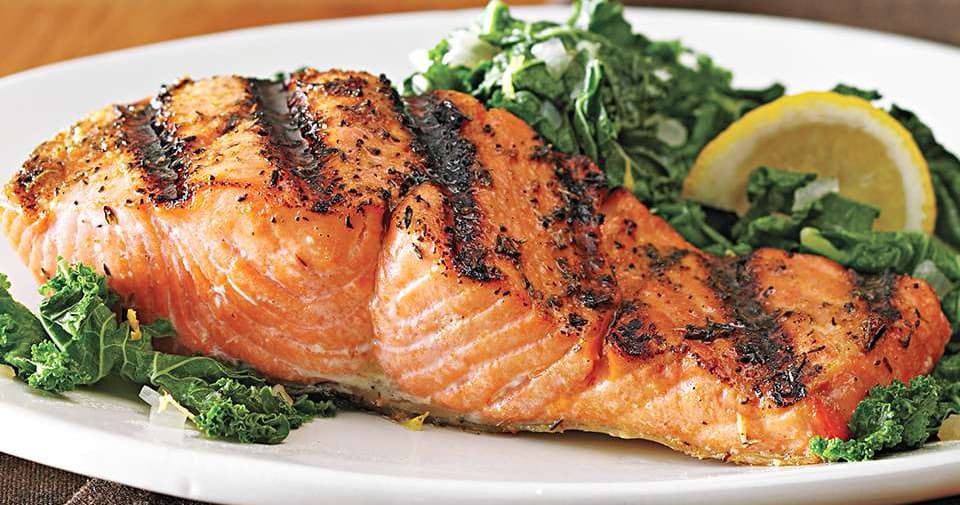 Grilled Salmon with Kale Sauté | Punchfork