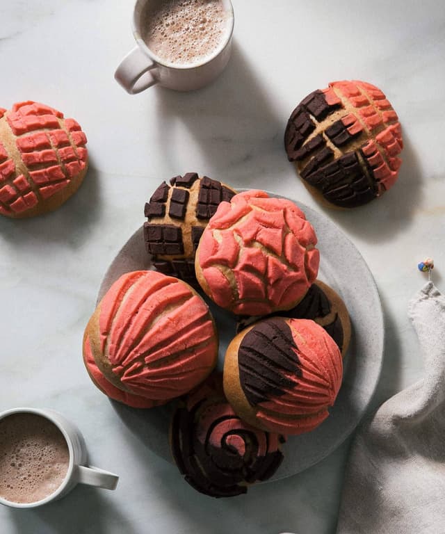 Conchas (Pan Dulce - Sweet Bread) | Punchfork