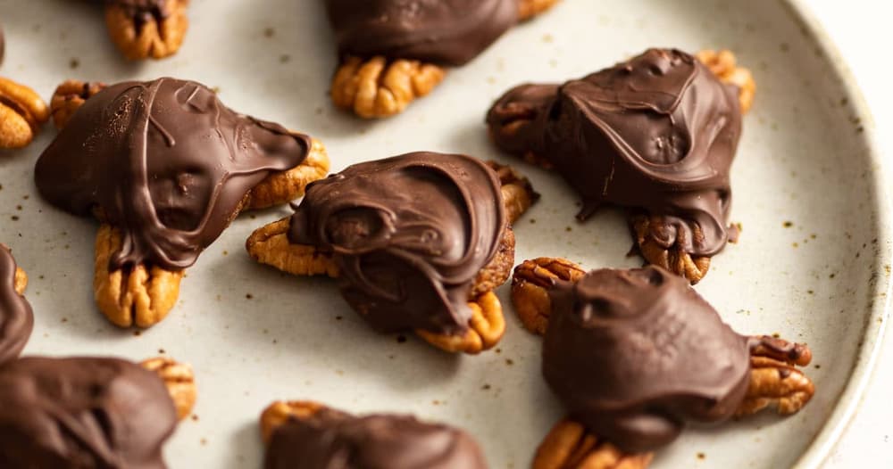 Easy Homemade Vegan Turtles | Punchfork