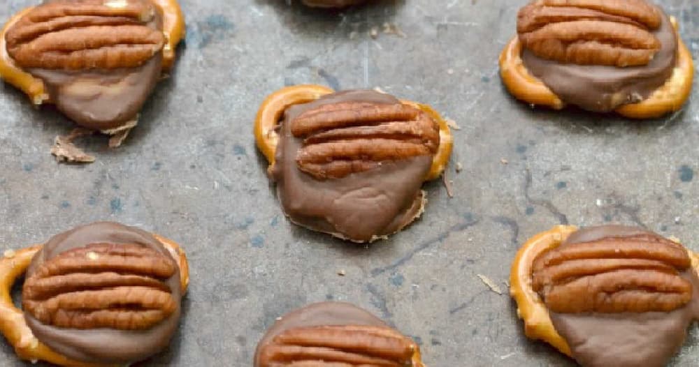 Rolo Pretzel Turtles | Punchfork