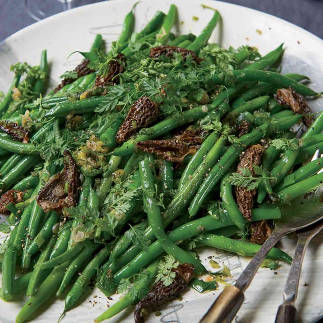 Sautéed Haricots Verts and Morels with Scallions | Punchfork