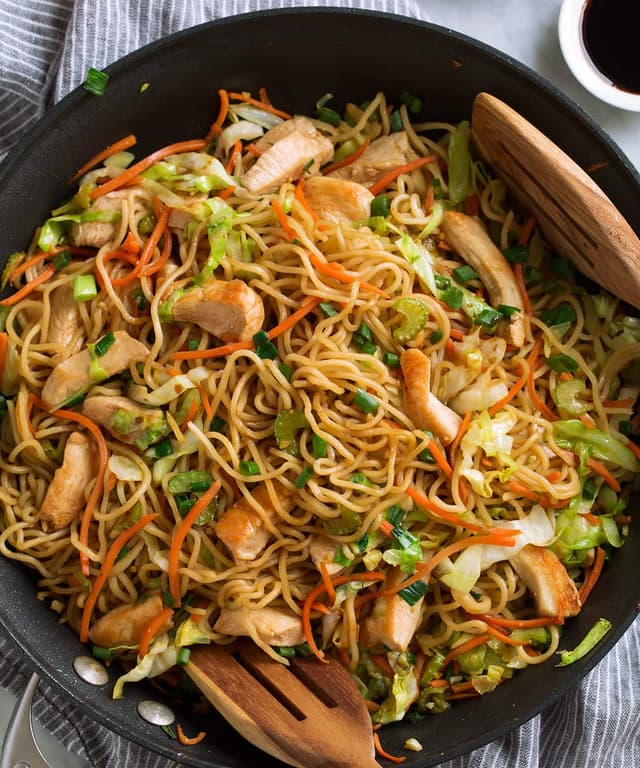 Chicken Chow Mein | Punchfork