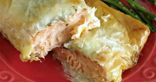 Phyllo-Wrapped Salmon with Pesto and Cheese | Punchfork