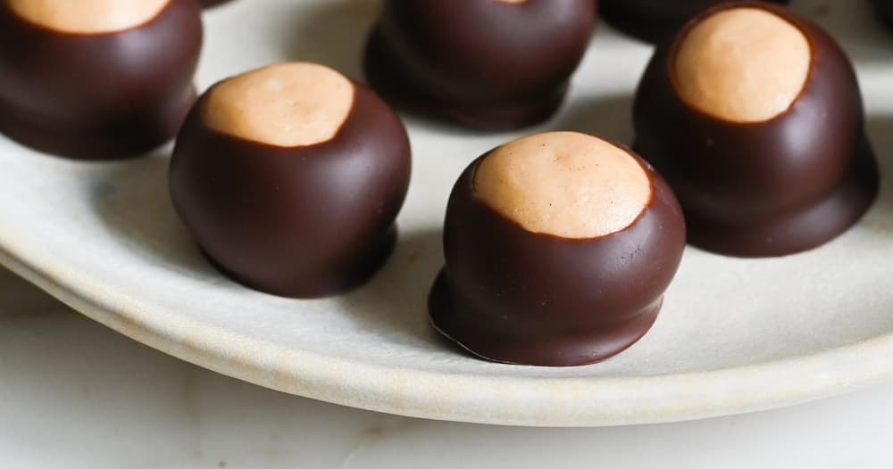 Easy No-Bake Buckeyes | Punchfork