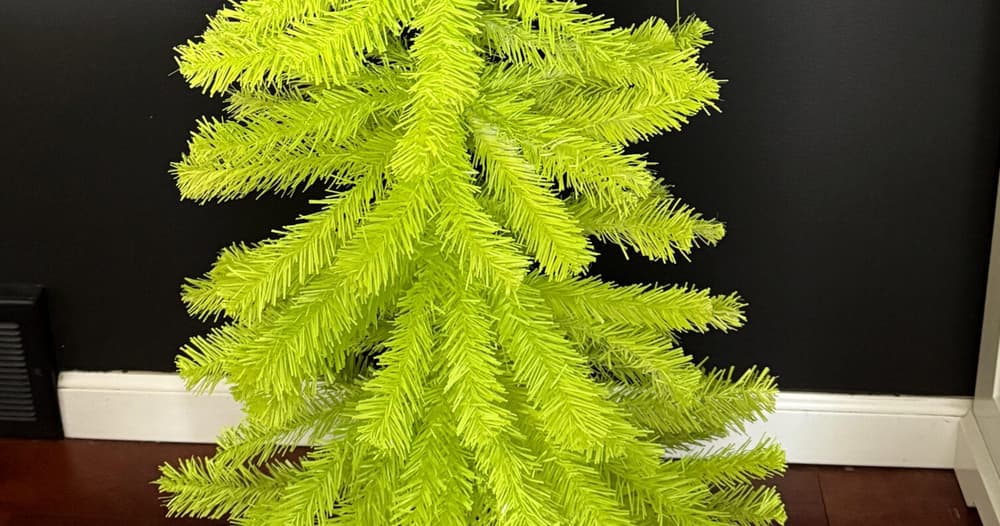 DIY Dollar Tree Grinch Tree | Punchfork