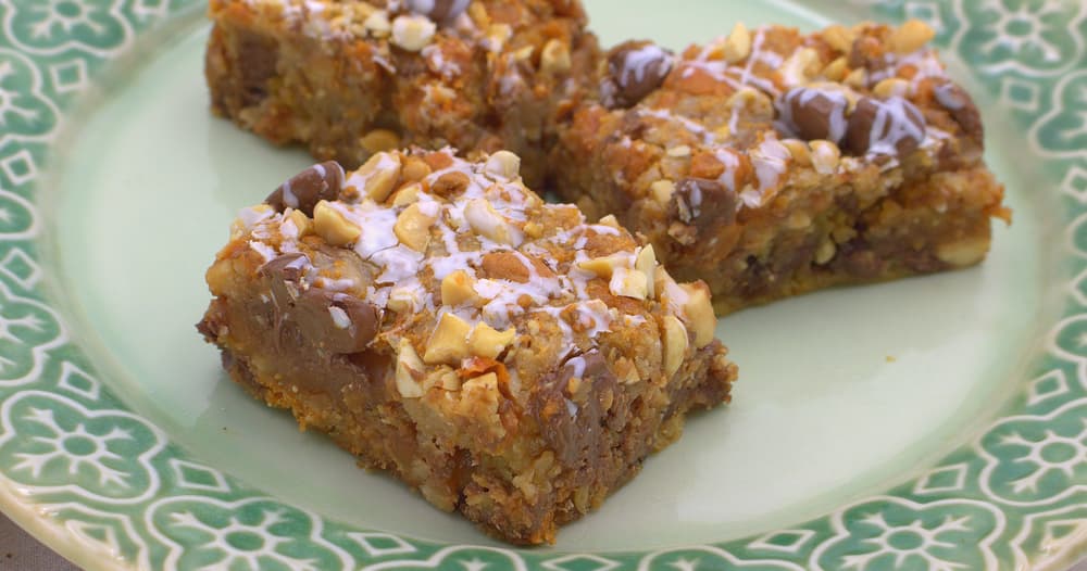 Gooey Butterfinger Bars | Punchfork
