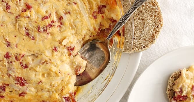 Cocktail Rye Bread with Rueben Dip | Punchfork