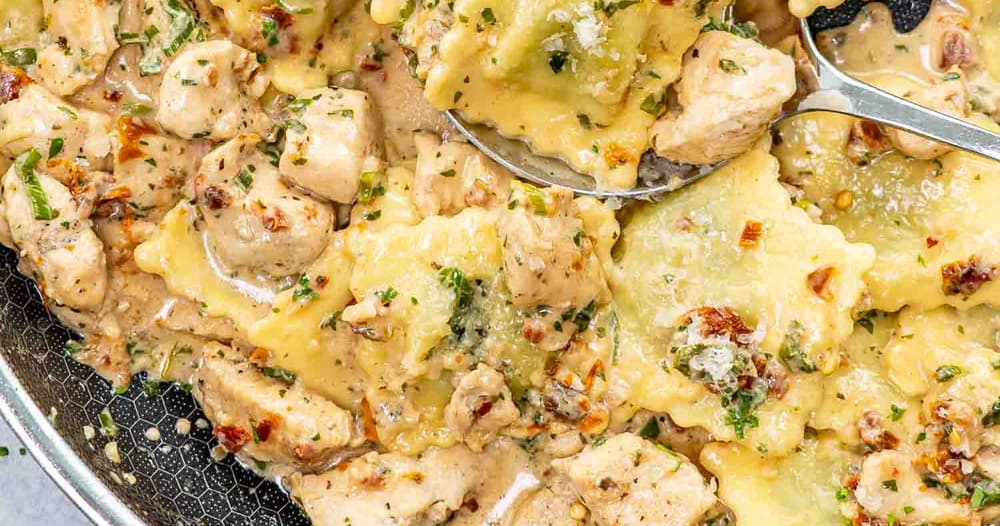 Creamy Sun-Dried Tomato Chicken Ravioli | Punchfork