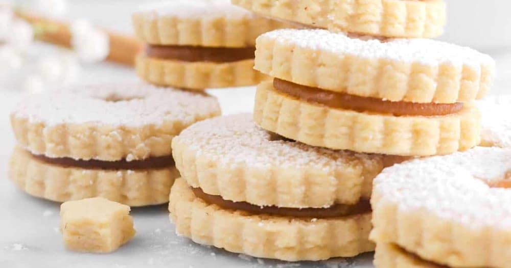 Spiced Apple Butter Linzer Cookies | Punchfork