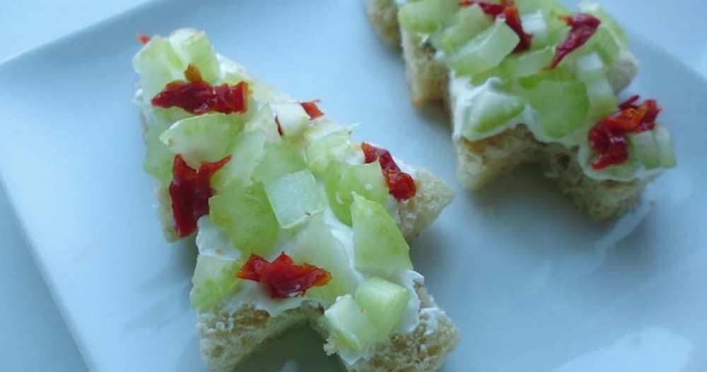 Mini Christmas Tree Sandwiches | Punchfork