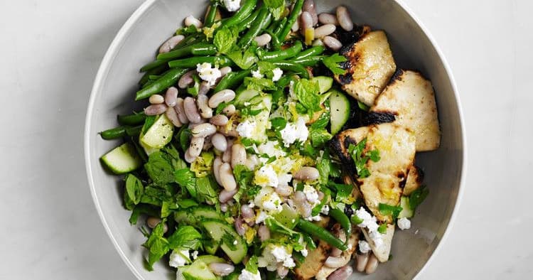 Green Bean, Shell Bean, and Sweet Onion Fattoush | Punchfork