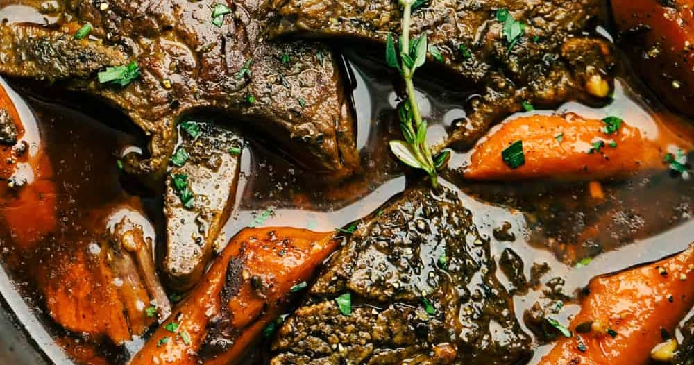 Fall Off the Bone Slow Cooker Short Ribs | Punchfork