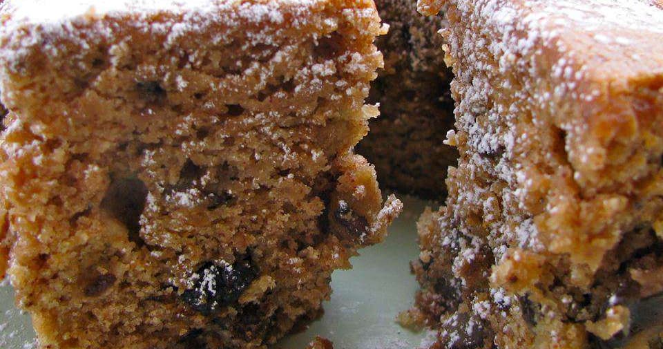 Applesauce Raisin Cake | Punchfork