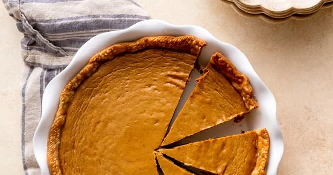 Easy Pumpkin Pie | Punchfork