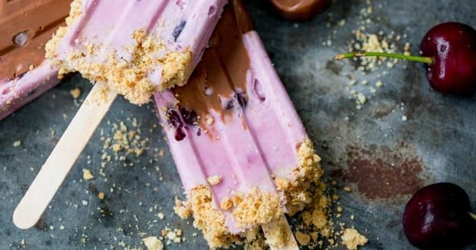 Chocolate Cherry Cheesecake Ice Lollies | Punchfork