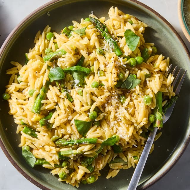 Cheesy Asparagus Orzotto | Punchfork