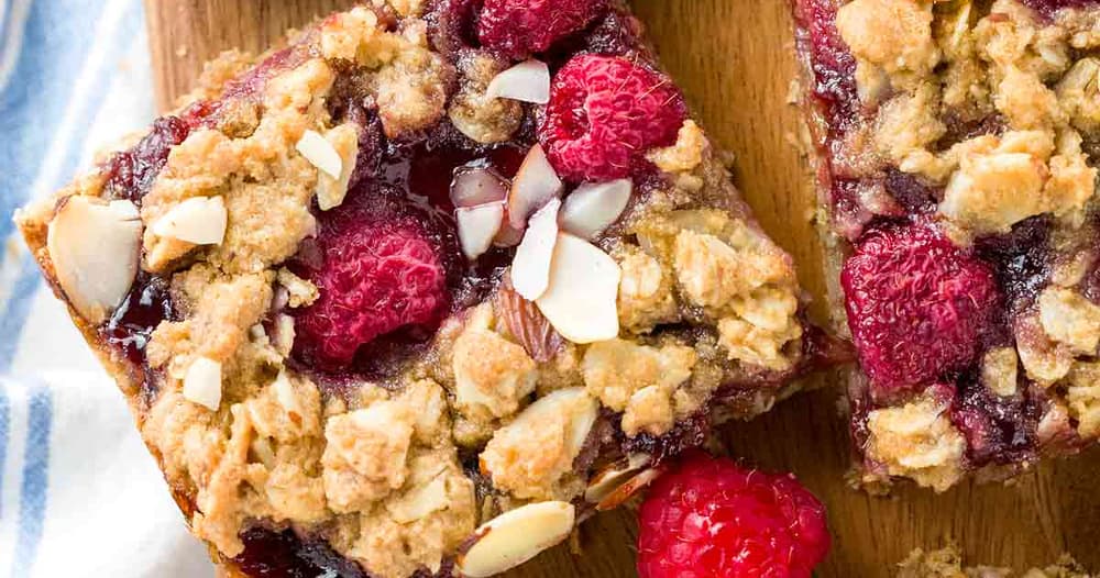 Homemade Raspberry Breakfast Bars | Punchfork