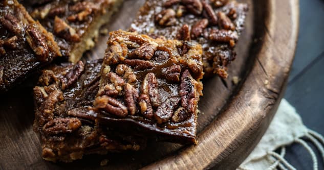 Maple, Pecan and Butternut Shortbread Bars | Punchfork