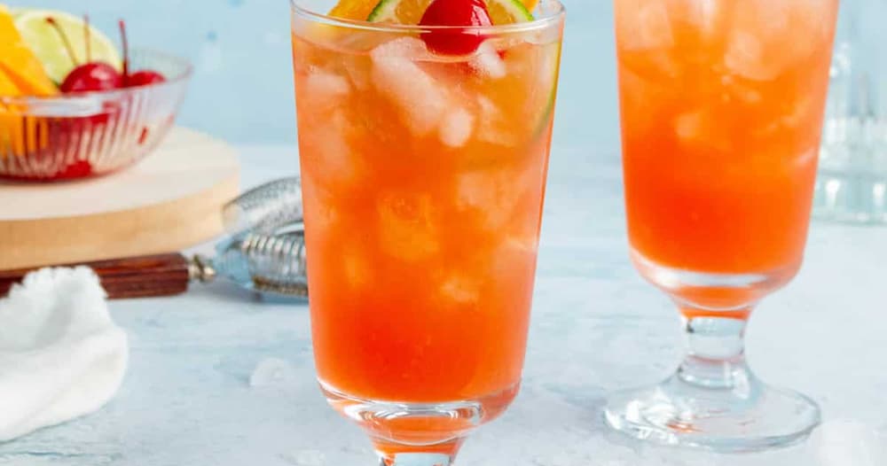 New Orleans Hurricane (A Bourbon Street Cocktail) | Punchfork