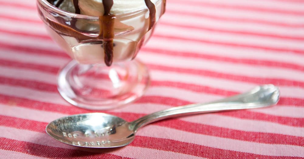 The Best Homemade Chocolate Dip (Magic Shell) | Punchfork