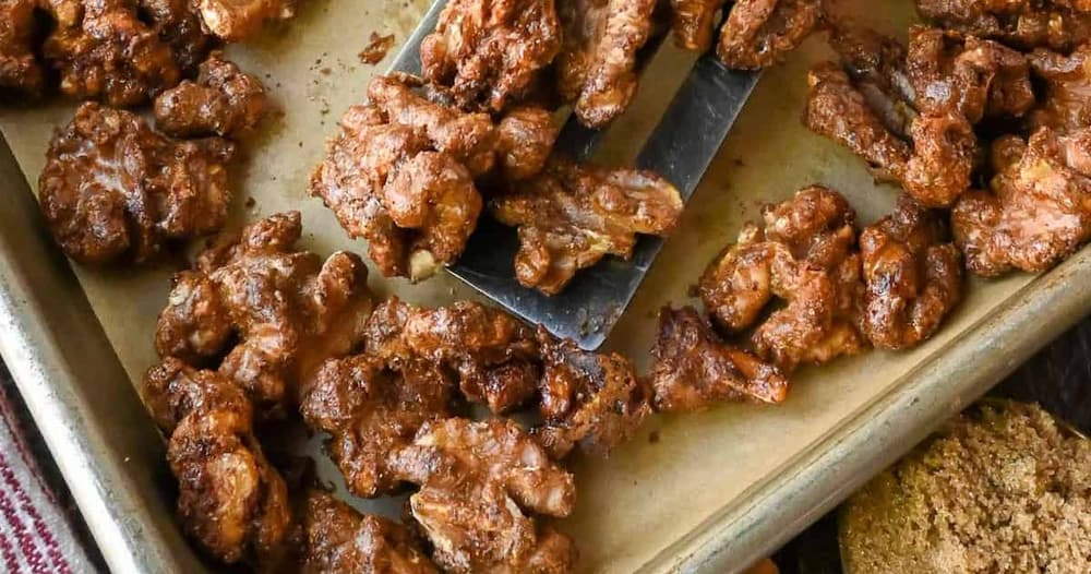Spicy Candied Walnuts | Punchfork