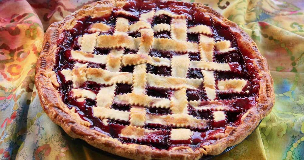 Fresh Cherry Pie | Punchfork