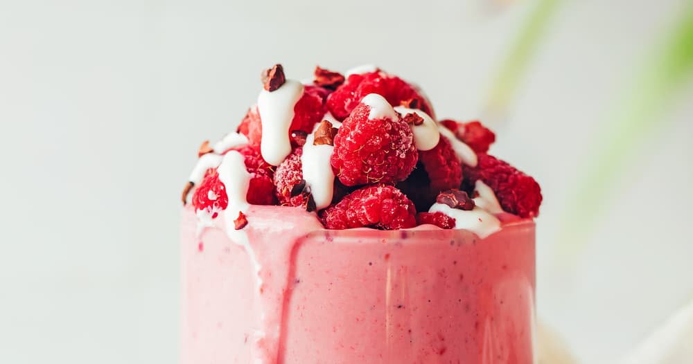 Creamy Raspberry Chip Smoothie | Punchfork