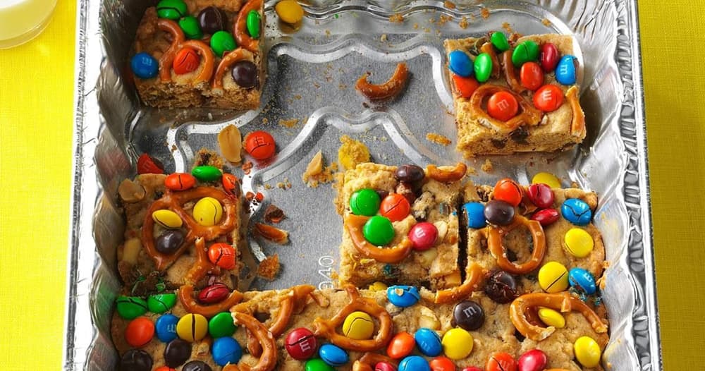 Trail Mix Blondie Bars | Punchfork