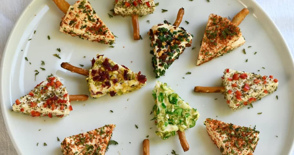 Easy Christmas Cheese Trees | Punchfork