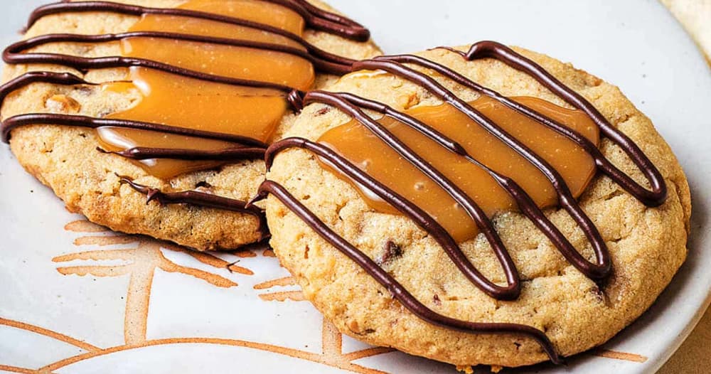 Turtle Cookies with Peanut Butter and Chocolate | Punchfork