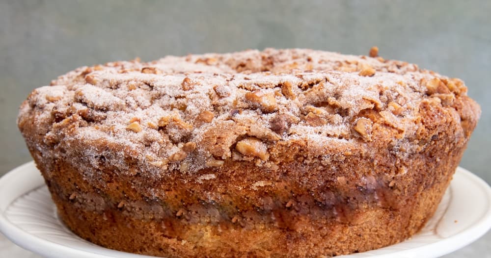 Cinnamon Walnut Coffee Cake | Punchfork