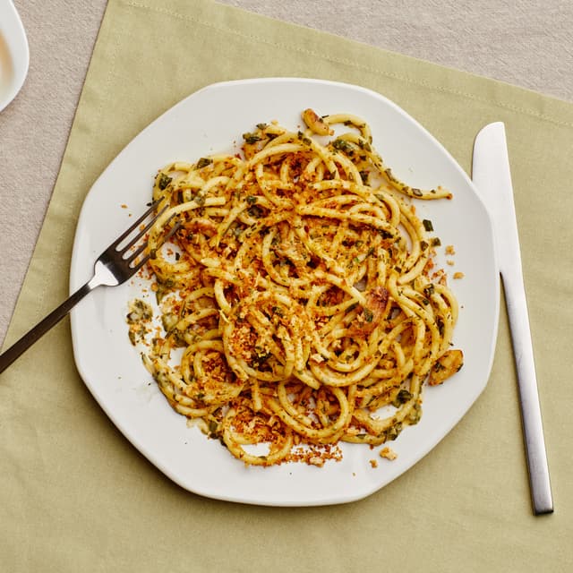 Pasta with 20 Cloves of Garlic | Punchfork