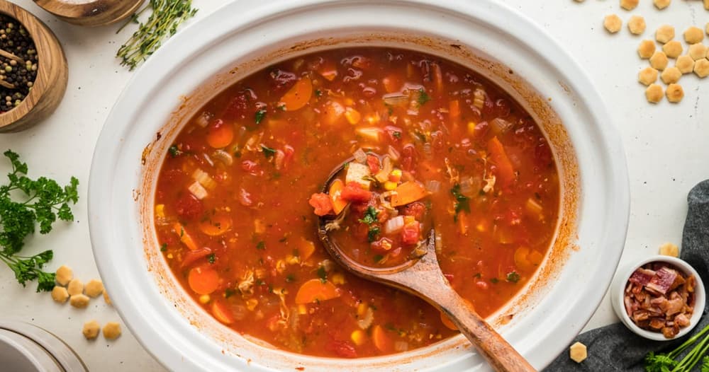 Slow Cooker Manhattan Clam Chowder | Punchfork