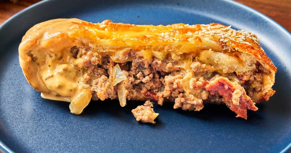 Easy Cheeseburger Garbage Bread | Punchfork