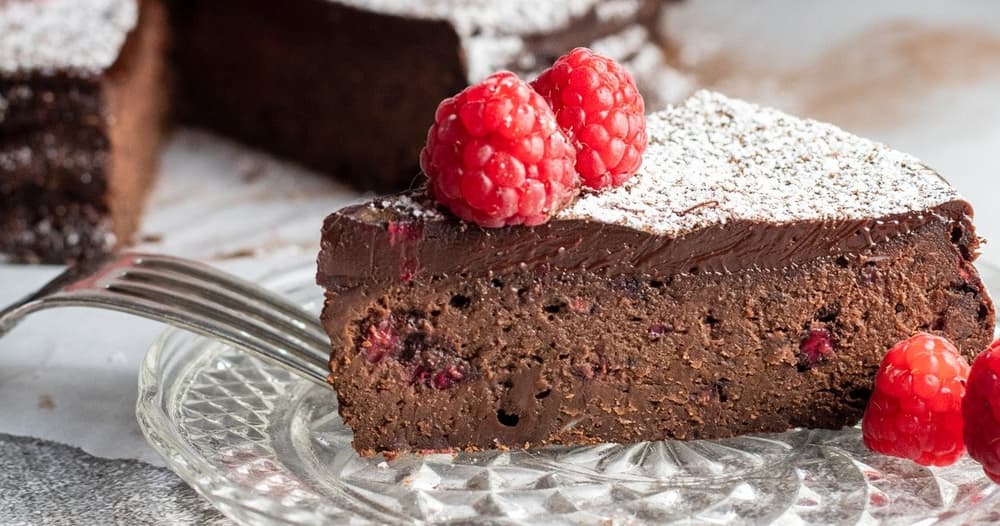 Flourless Chocolate Raspberry Cake | Punchfork