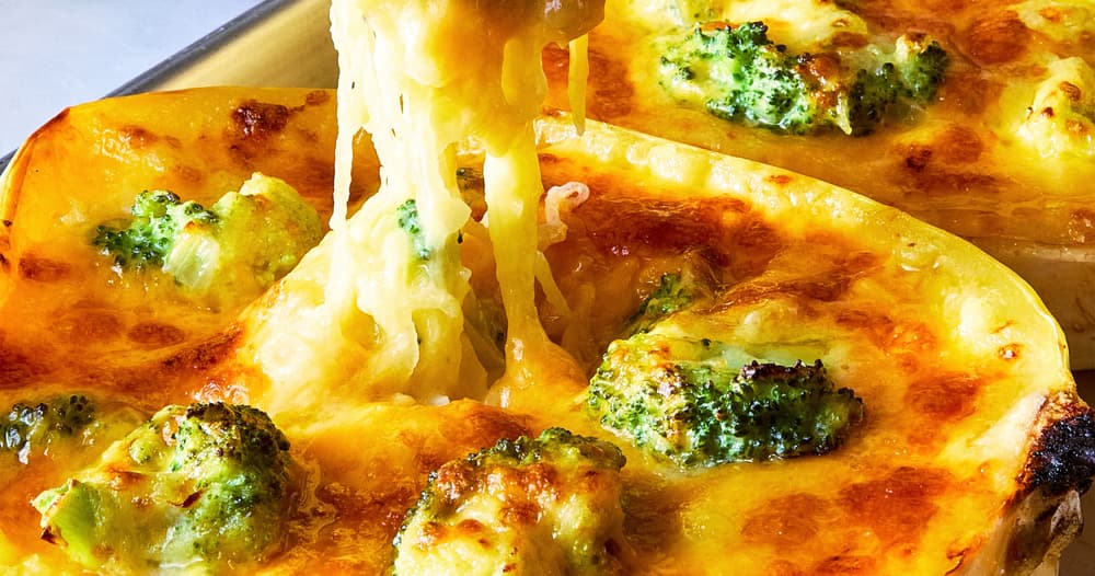 Cheesy Broccoli Cheddar Spaghetti Squash | Punchfork