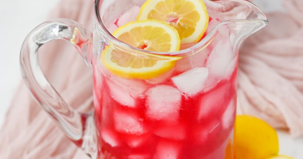 Easy Homemade Berry Lemonade | Punchfork
