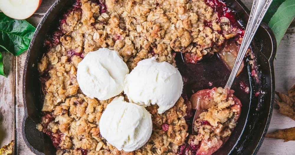 Apple Cranberry Crisp | Punchfork