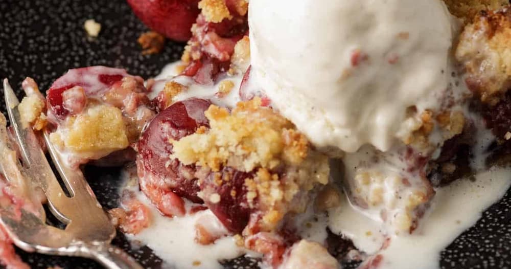 Cherry Pie with Crumb Topping | Punchfork