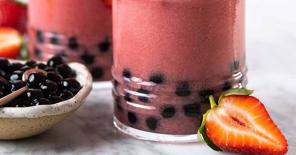 Strawberry Boba Drink (Strawberry Milk Bubble Tea) | Punchfork
